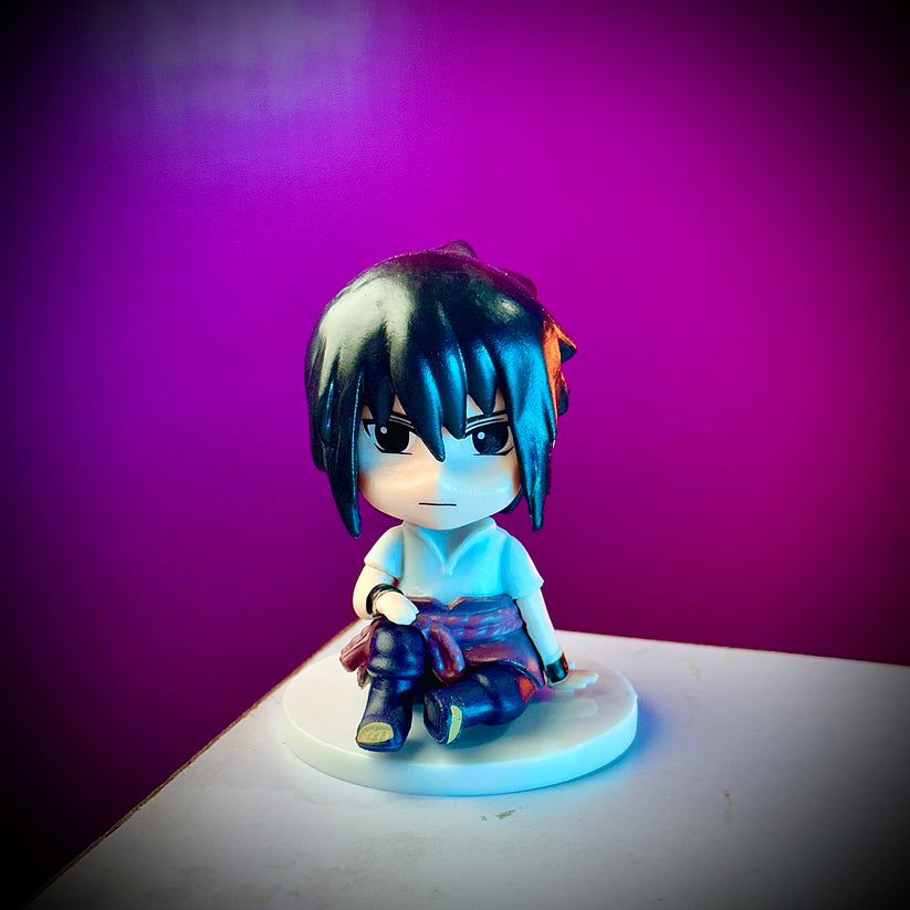 Sasuke Uchiha Sitting Figure | – JhamundaVerse